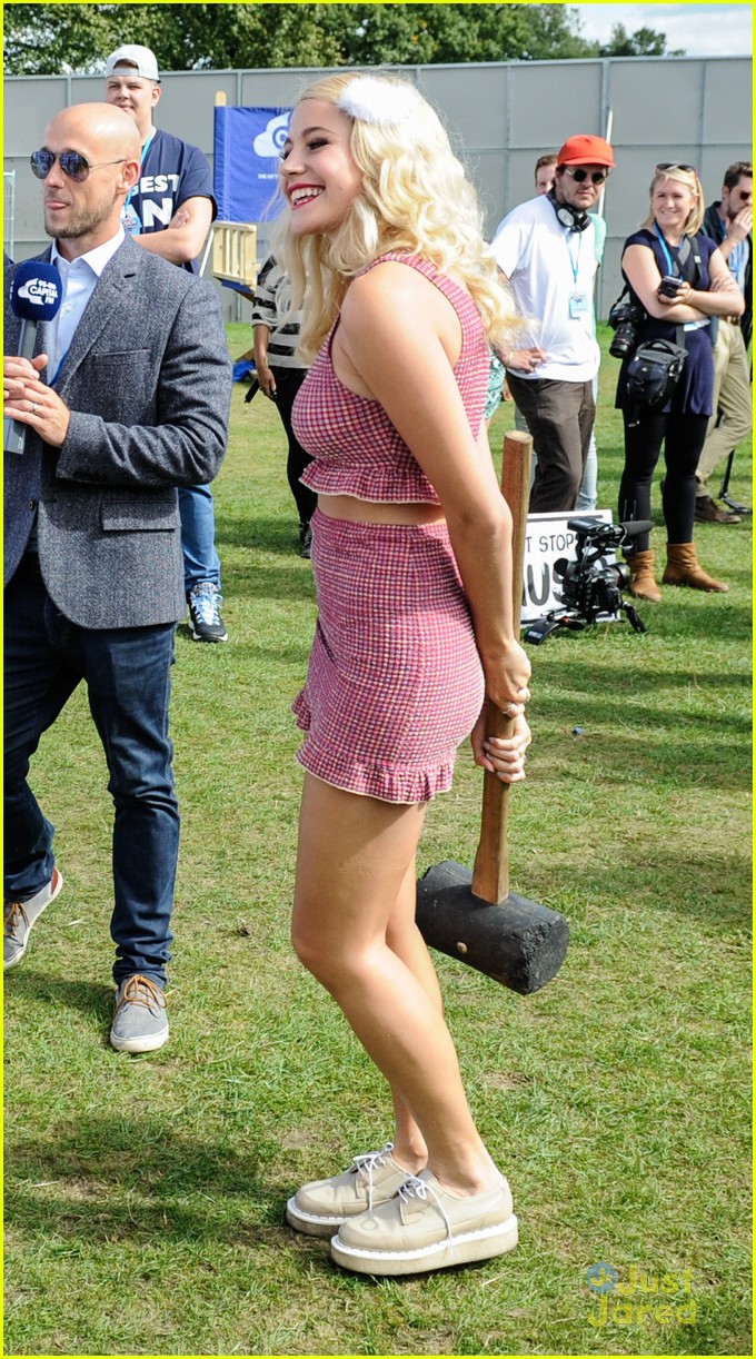 Pixie Lott Officially Joins BBC's 'Strictly Come Dancing'! | Photo ...