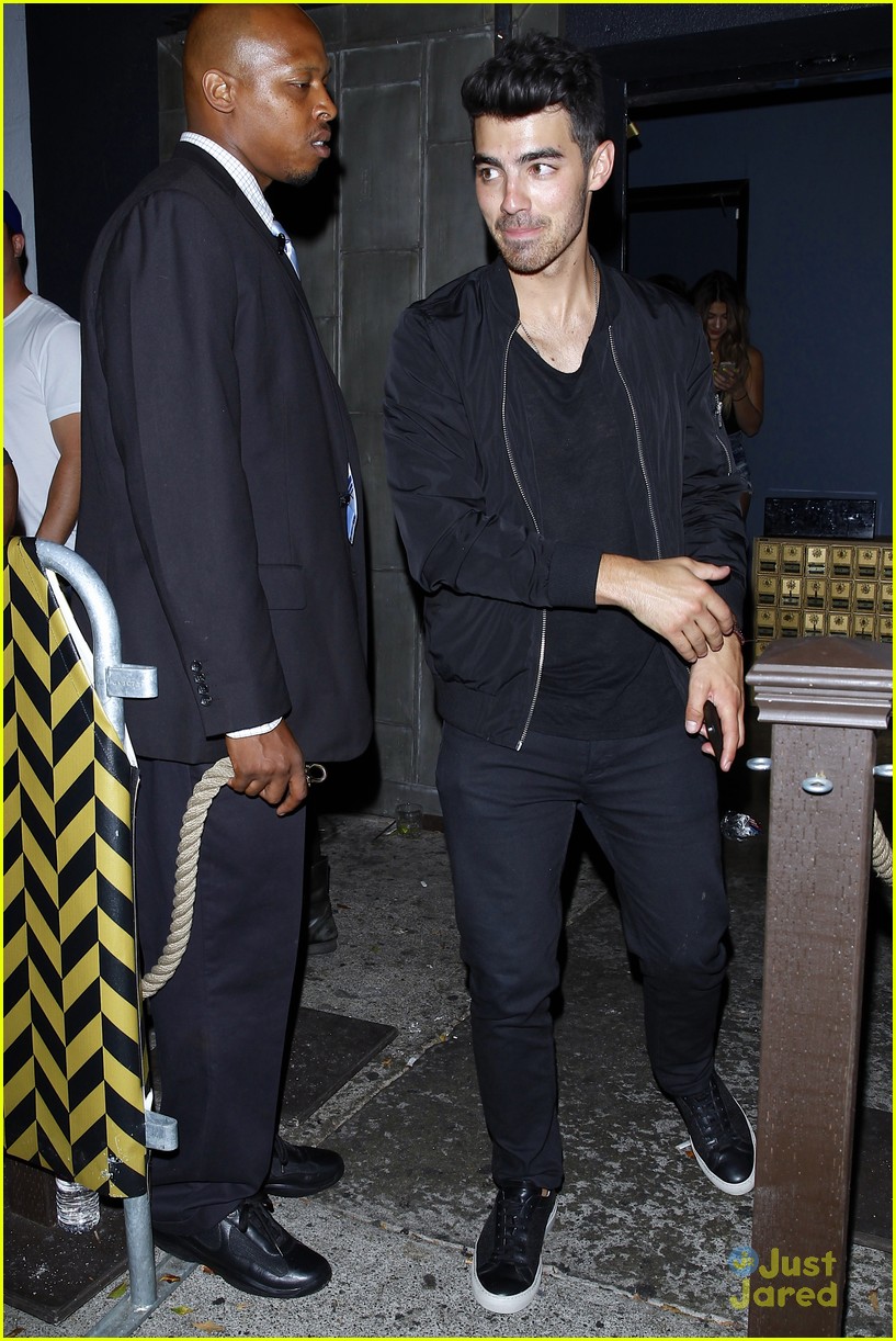 Breaking Bad's RJ Mitte Celebrates 22nd Birthday with Joe Jonas | Photo ...