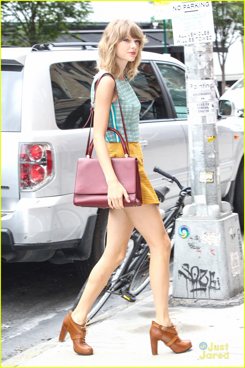 Full Sized Photo of taylor swift jeff bridges tour 03 | Jeff Bridges ... Full Sized Photo of taylor swift jeff bridges tour 03 | Jeff Bridges ...