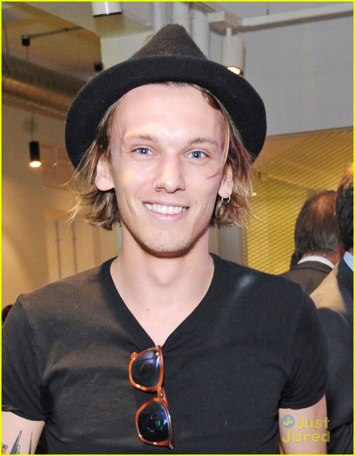 Jamie Campbell Bower Says People with The Darling Buds Lyrics Tattooed ...