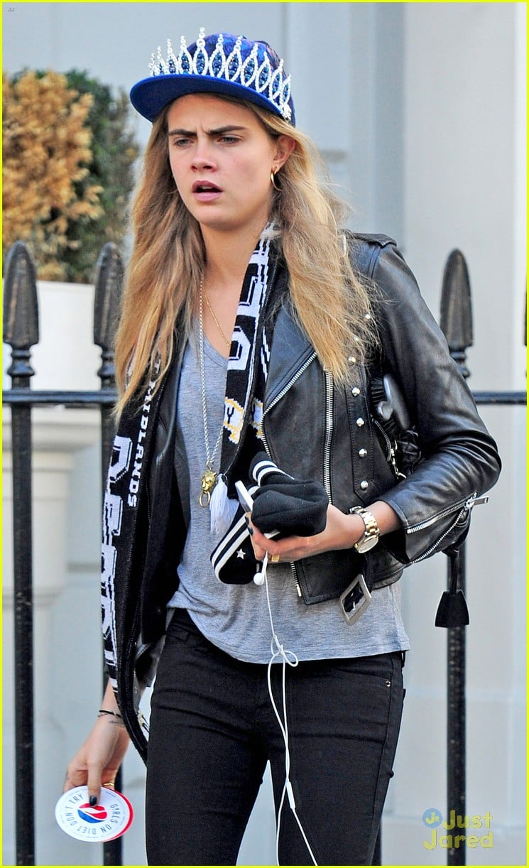 John Green Discusses Cara Delevingne's 'Paper Towns' Movie Audition ...