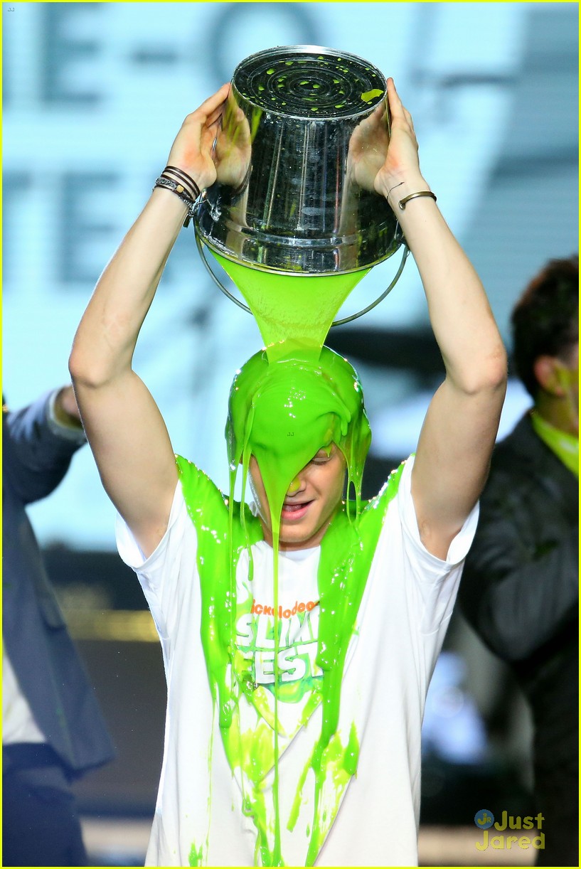 Cody Simpson Slimes Himself at Slimefest 2014 in Melbourne! | Photo ...