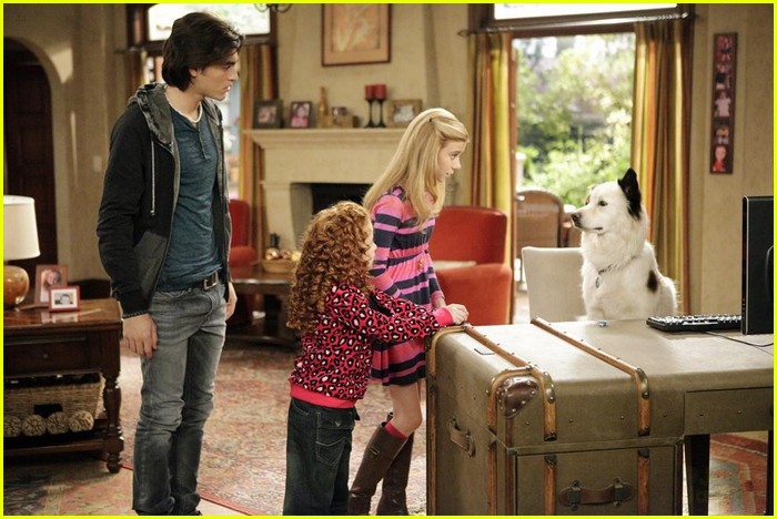 The 'Dog With A Blog' Season Finale Is Tonight - Get A Sneak Peek ...