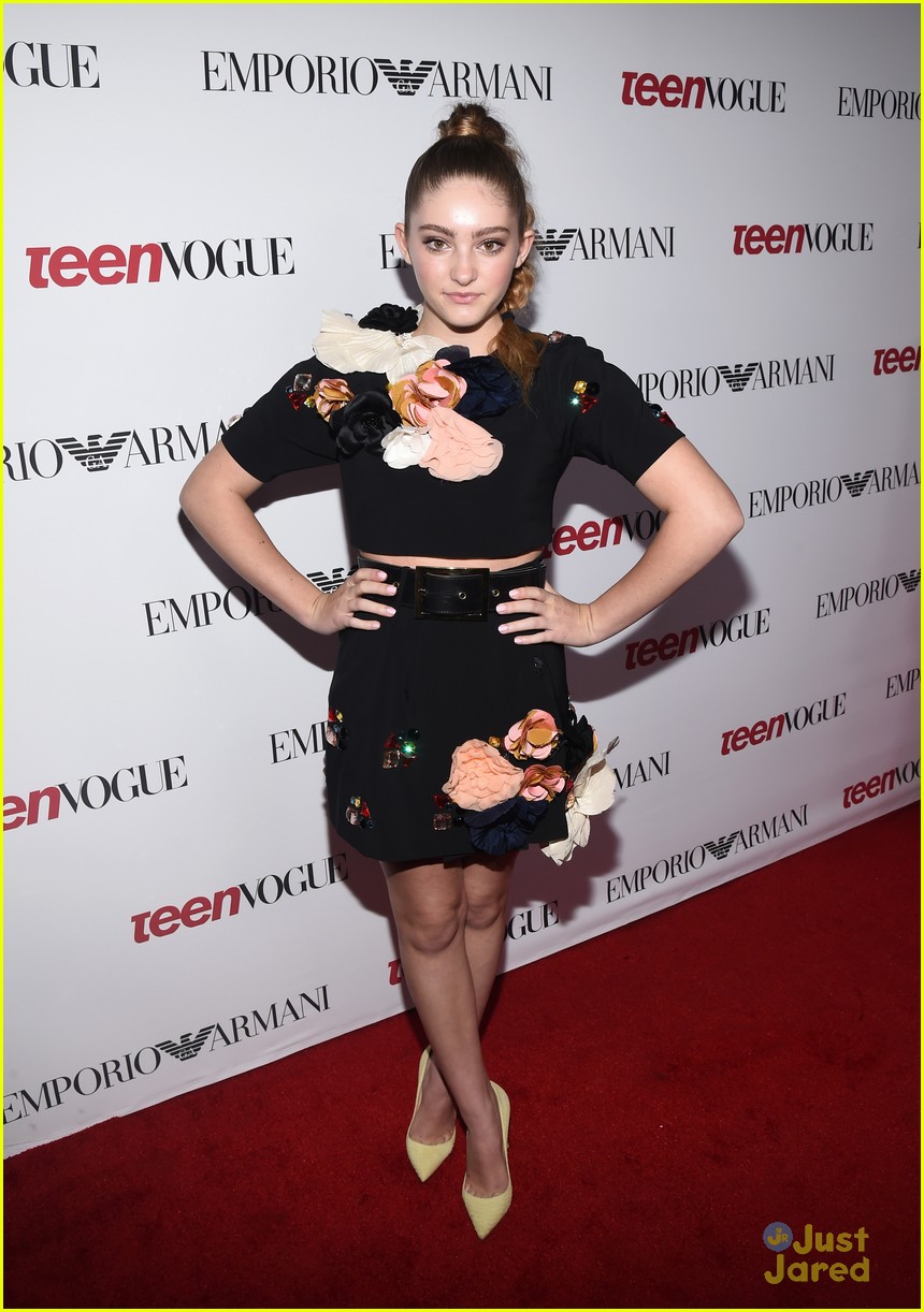 Hailee Steinfeld & Willow Shields Are Red Carpet Ready at Teen Vogue's ...