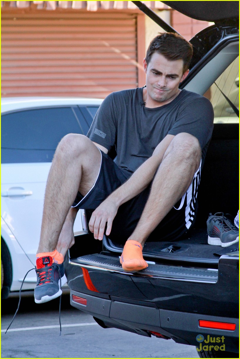 Jonathan Bennett: This Week Has Been Crazy! | Photo 723200 - Photo ...