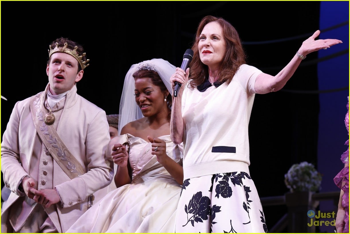 Keke Palmer Meets TV Cinderella Lesley Ann Warren To Celebrate 50 Years ...