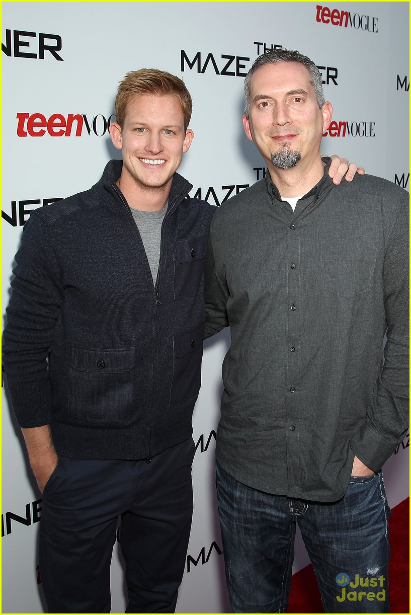 Dylan O'Brien & 'The Maze Runner' Cast Buddy Up in NYC! | Photo 719222 ...