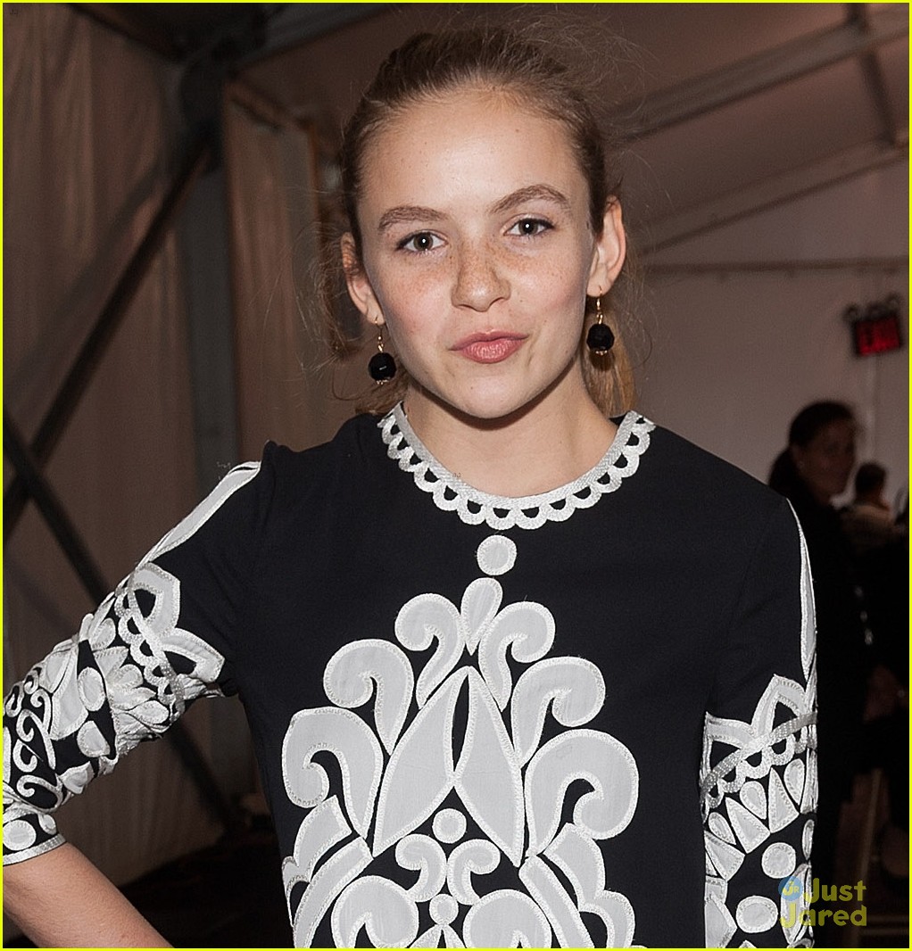 Morgan Saylor Shines at Karen Walker Show | Photo 717084 - Photo ...