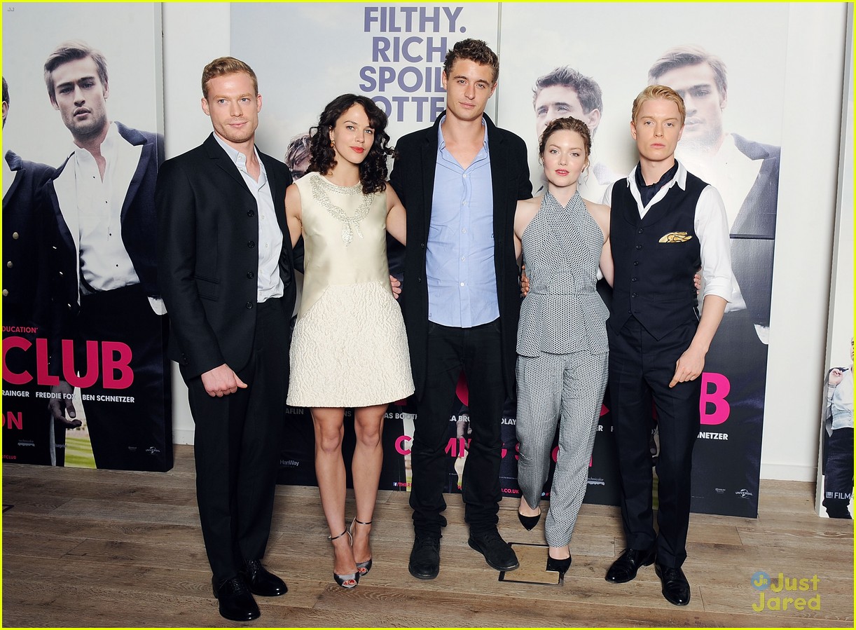 Jessica Brown Findlay & Sam Claflin Premiere 'The Riot Club' in London ...