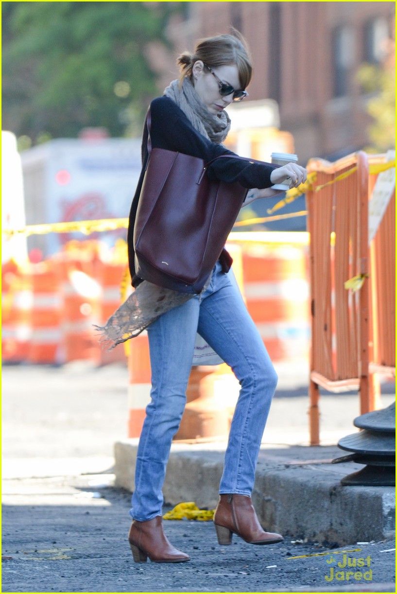 Emma Stone Thinks Woody Allen Movies Are Like Real Life! | Photo 719792 ...