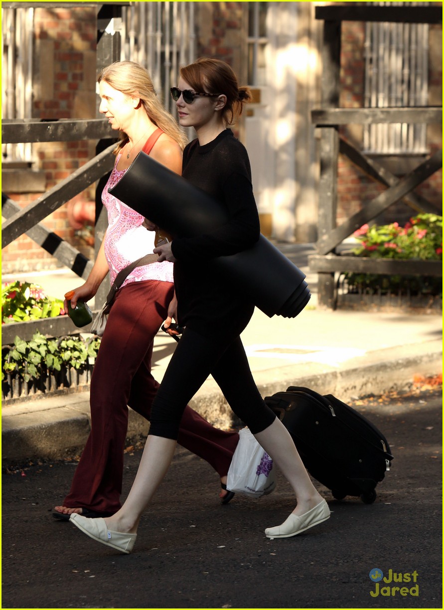 Emma Stone Thinks Woody Allen Movies Are Like Real Life! | Photo 719808 ...