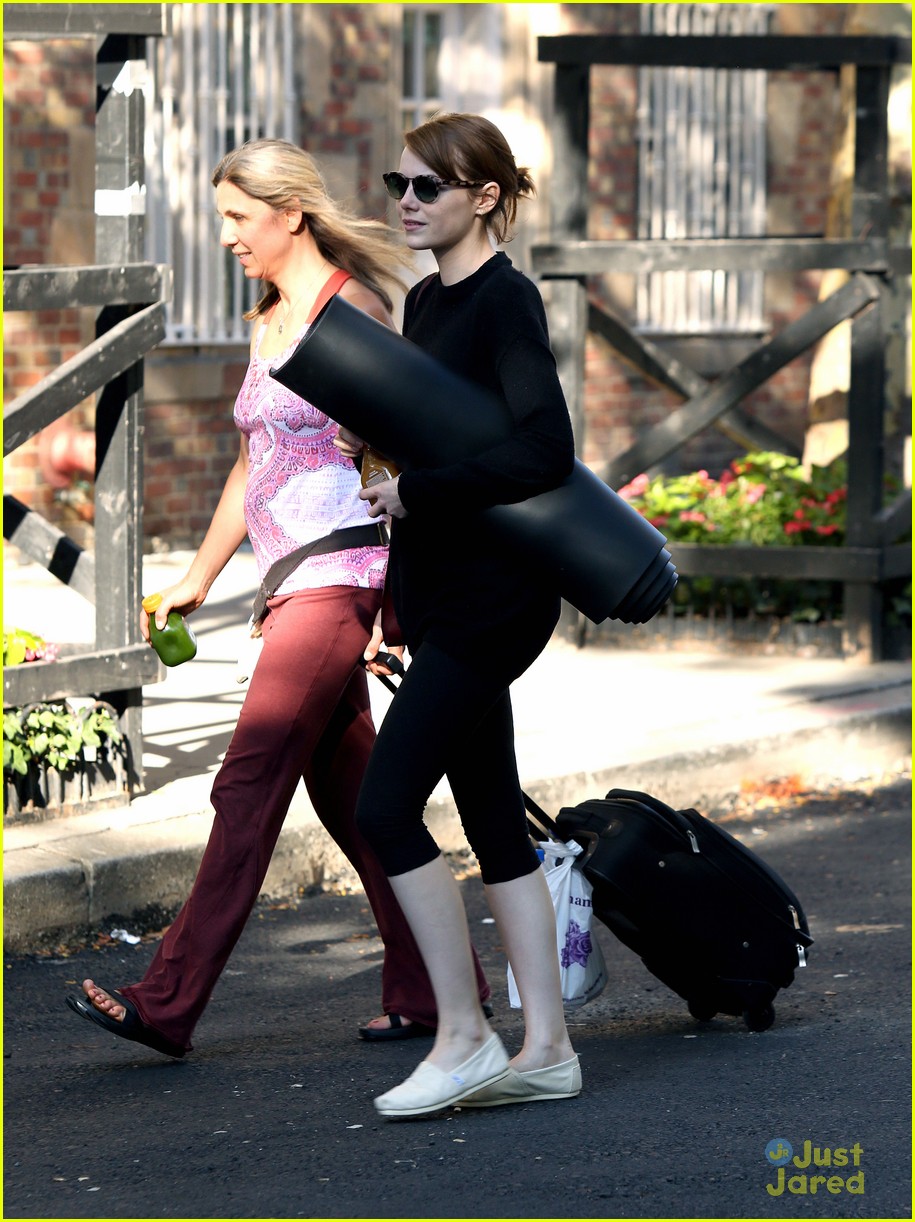 Emma Stone Thinks Woody Allen Movies Are Like Real Life! | Photo 719809 ...