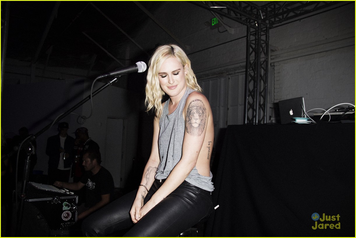 Bella Thorne & Rumer Willis Launch Kelsi Dagger Brooklyn x The Well ...