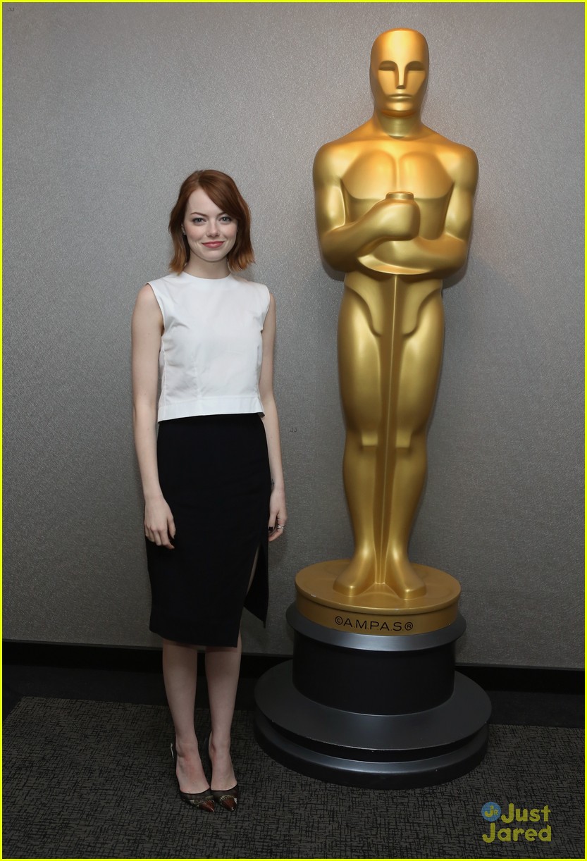 Emma Stone Plays Jimmy Fallon's Box of Lies! | Photo 730517 - Photo ...