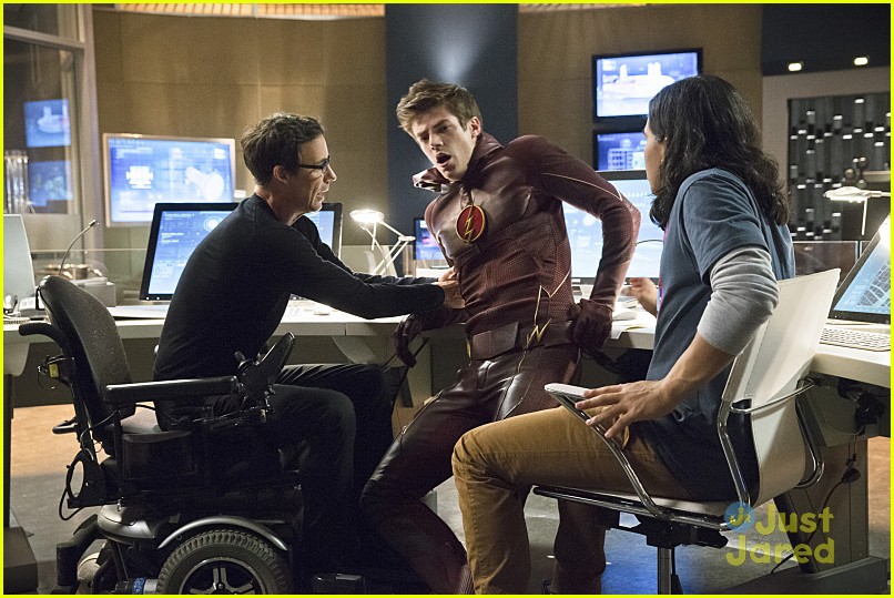 Full Sized Photo of flash things cant outrun stills 11 | 'The Flash ...