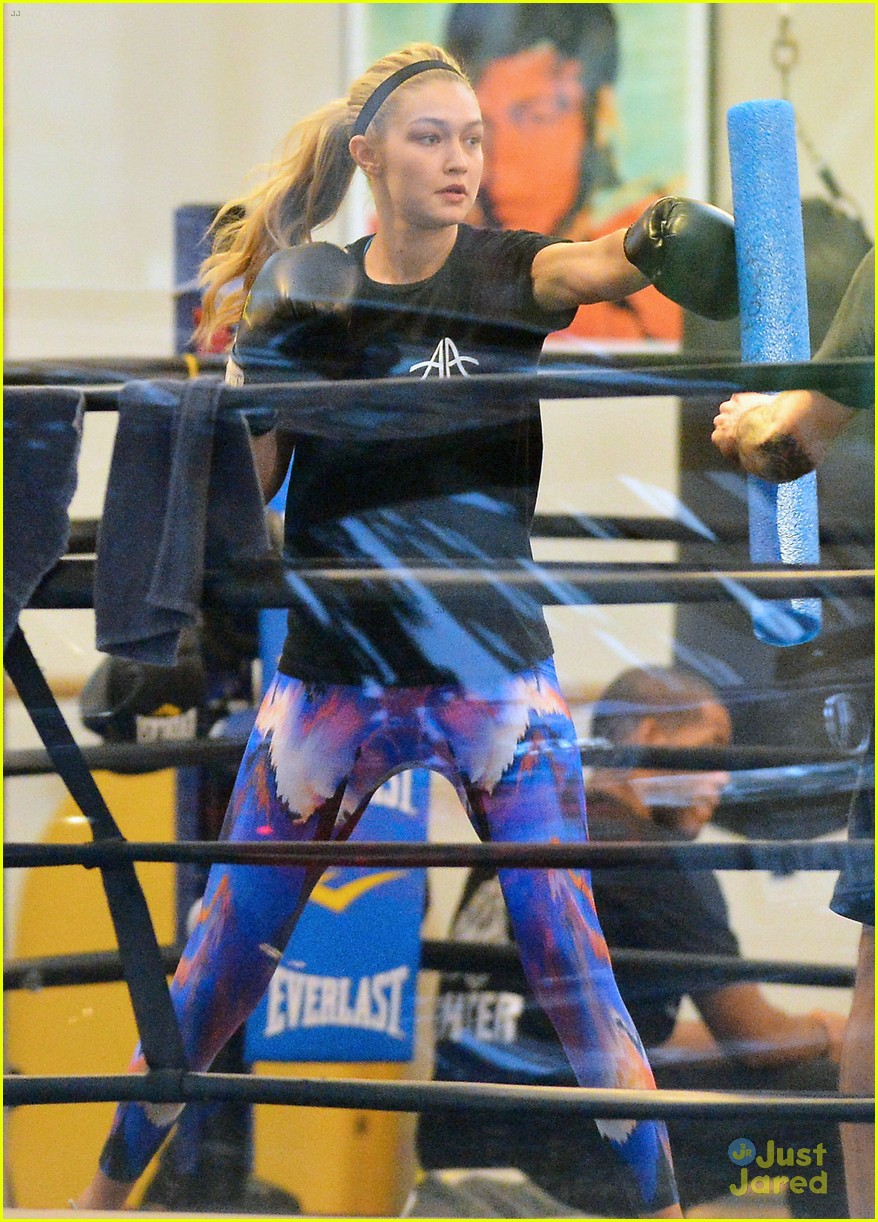 Gigi Hadid Rocks Colorful Leggings For Boxing Workout | Photo 729239 ...