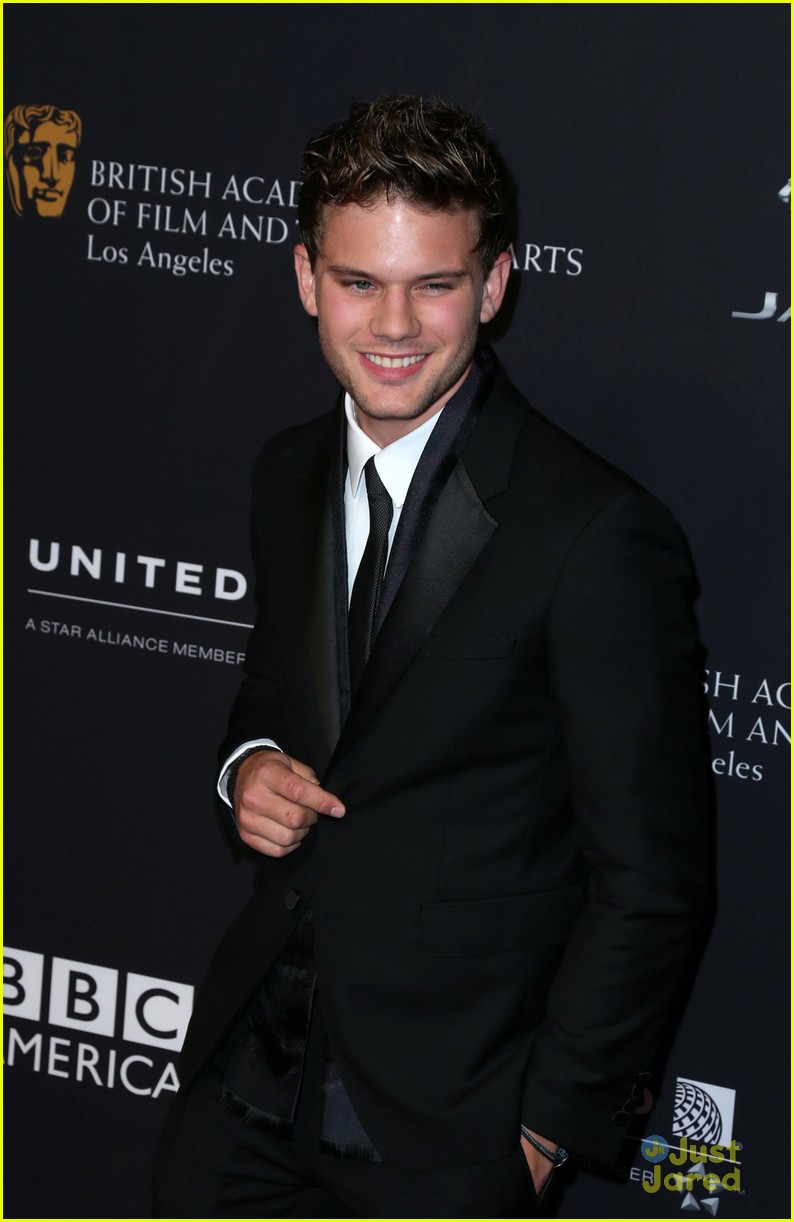 Jenna Coleman Stuns at BAFTA Britannia Awards 2014 with Ben Barnes ...