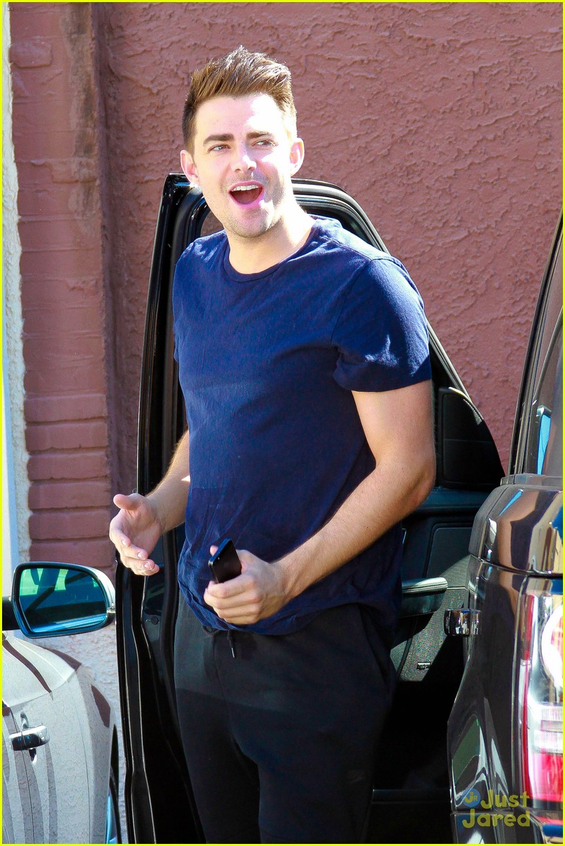 Hey, Jonathan Bennett? What Day Is It Again? | Photo 725550 - Photo ...