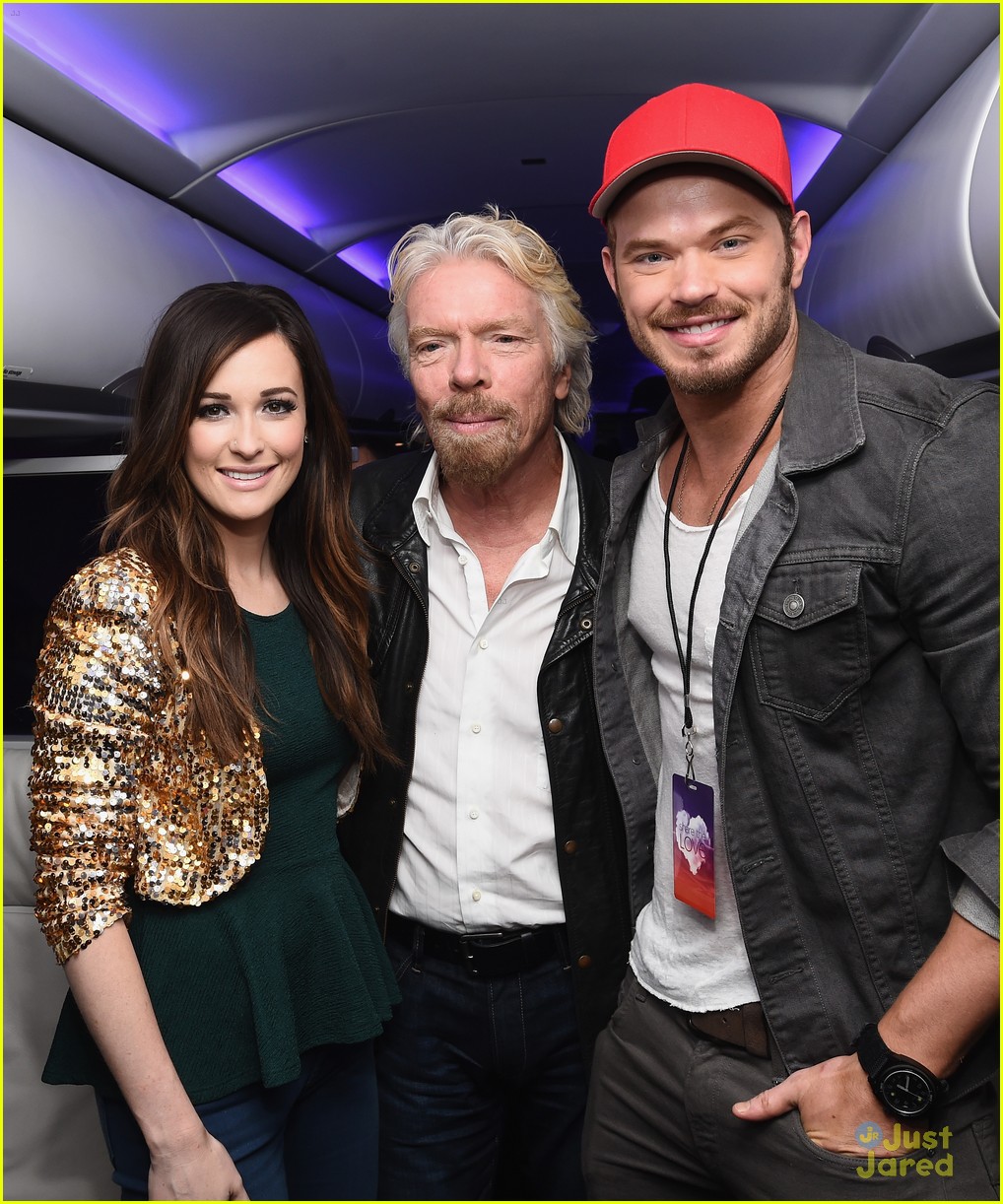 Kellan Lutz & Kacey Musgraves Have Fun with Virgin America! | Photo ...