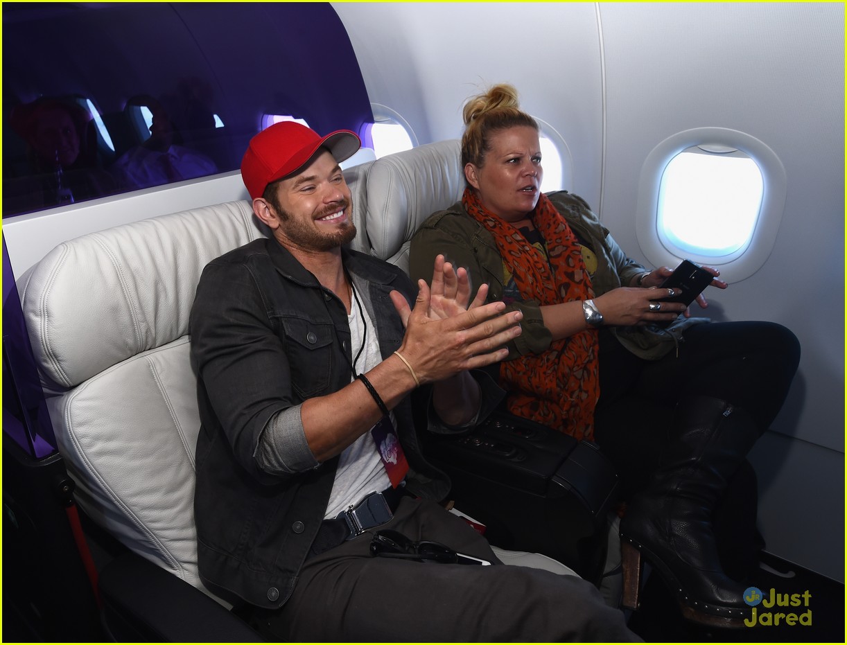Kellan Lutz & Kacey Musgraves Have Fun with Virgin America! | Photo ...