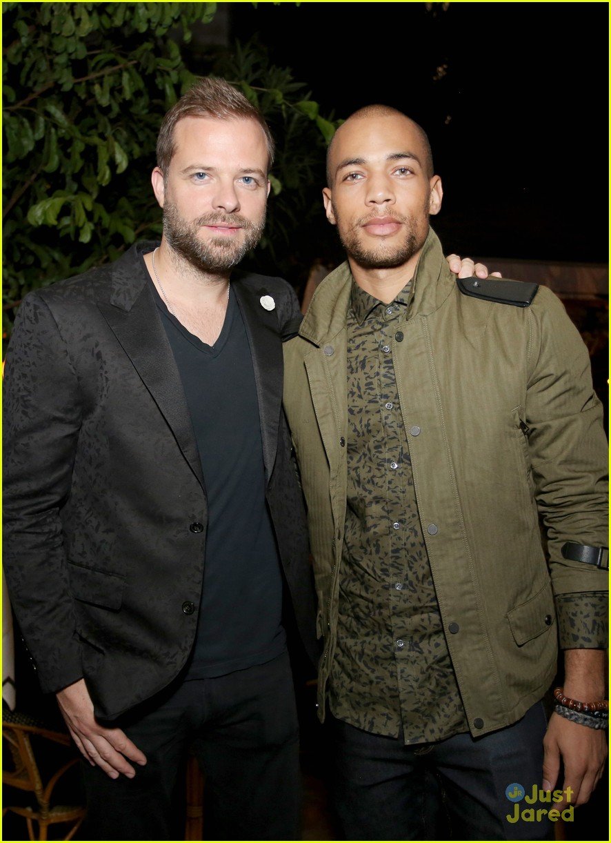Gracepoint's Kendrick Sampson Dines Out With Designer Simon Spurr ...