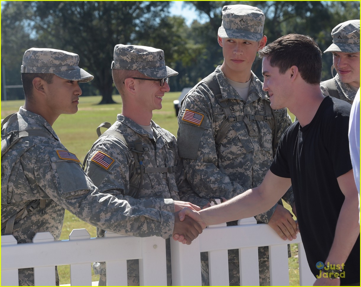 Logan Lerman Visits Fort Benning With 'Fury' Family | Photo 731464 ...