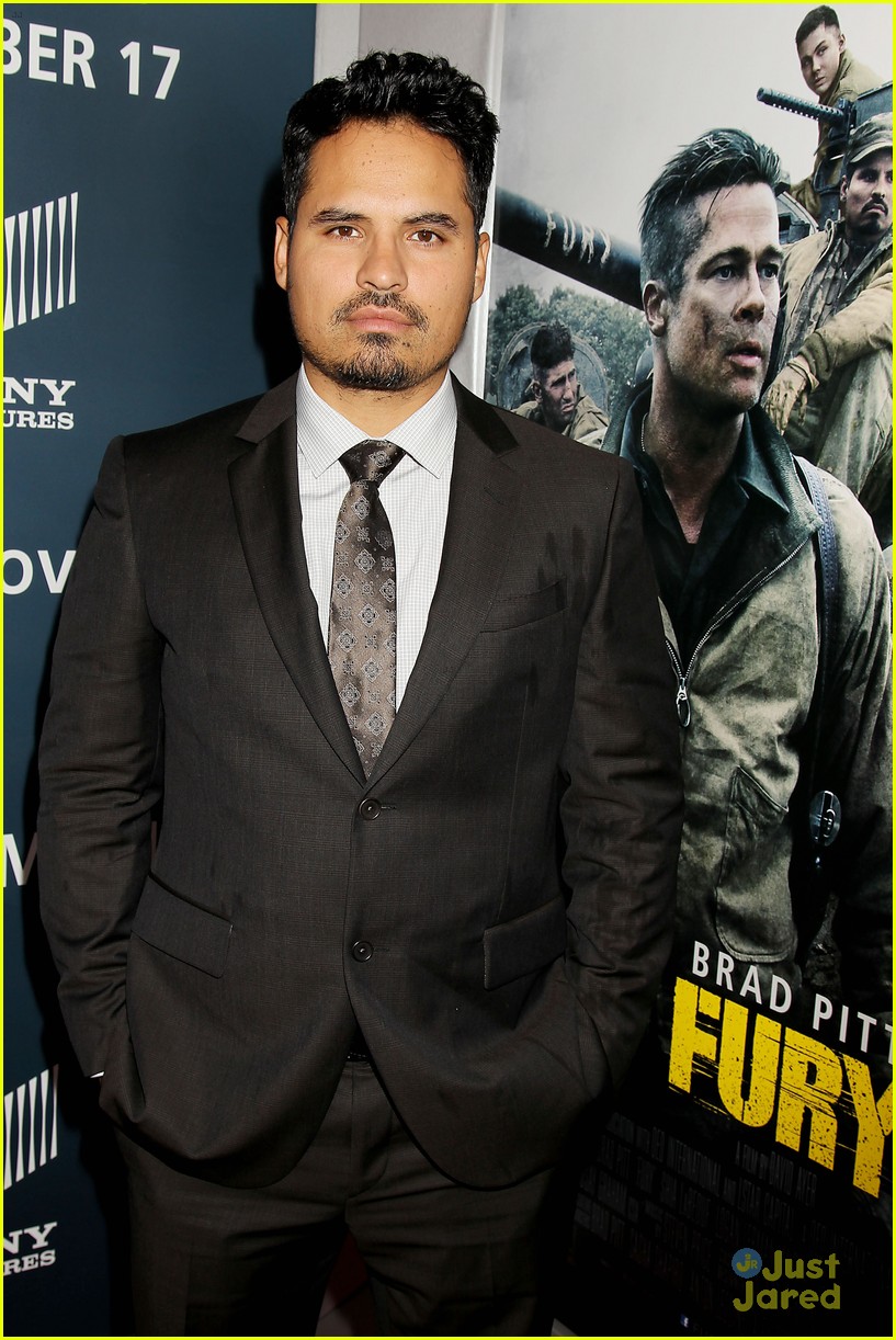 Logan Lerman & Leven Rambin Have a 'Percy Jackson' Reunion in DC ...