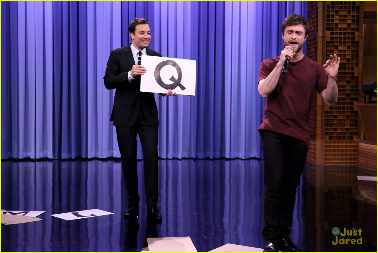 Daniel Radcliffe Shows Off Impressive Rap Skills on 'Tonight Show ...