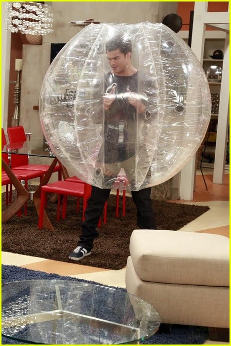 It's Brother Versus Brother On 'Lab Rats' Tonight! | Photo 732329 ...