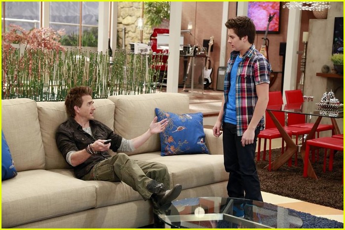 It's Brother Versus Brother On 'Lab Rats' Tonight! | Photo 732336 ...