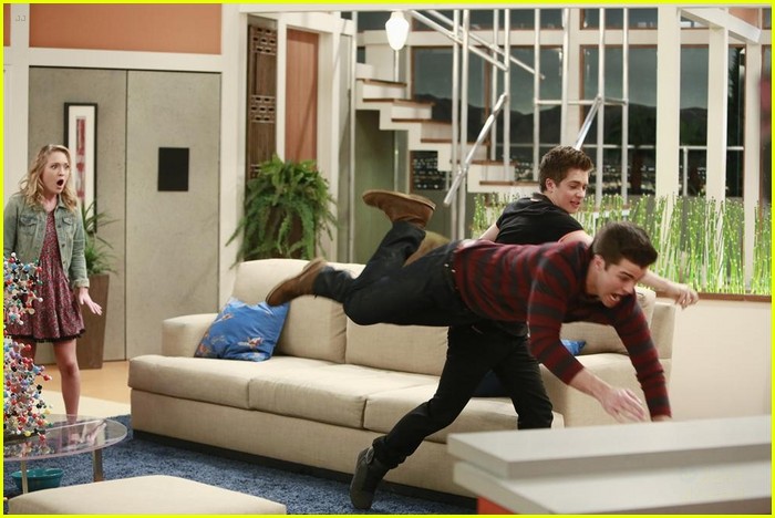 Full Sized Photo of lab rats scare fight stills 08 | Chase Flips Out At ...