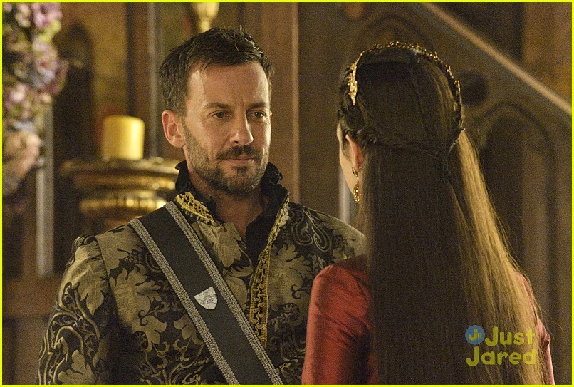 Leith Is Back In The Castle On Tonight's 'Reign' | Photo 733471 - Photo ...