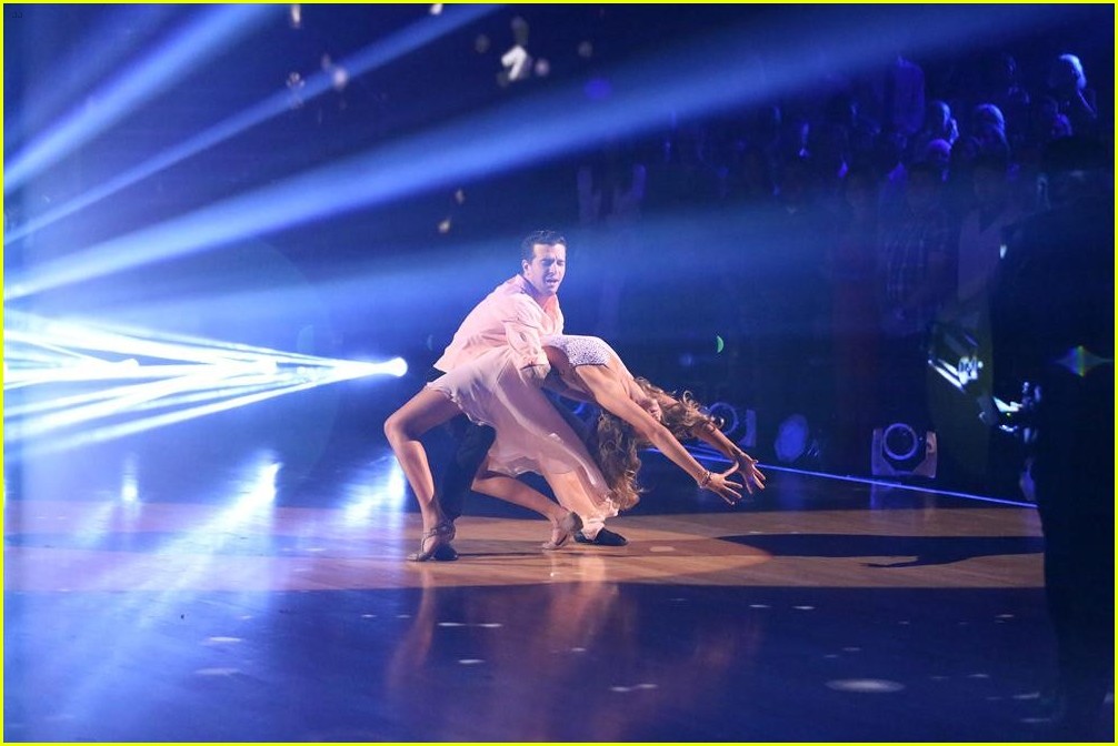 Sadie Robertson & Mark Ballas Show Elegance with 'DWTS' Rumba - See the ...