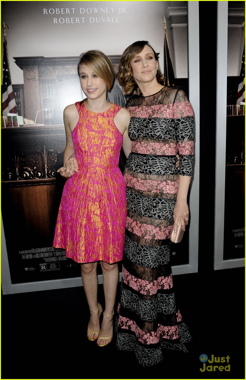 Taissa Farmiga Joins Sister Vera For 'The Judge' Premiere | Photo ...