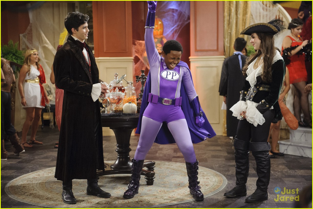 Get A Sneak Peek From 'The Haunted Thundermans' Halloween Crossover ...