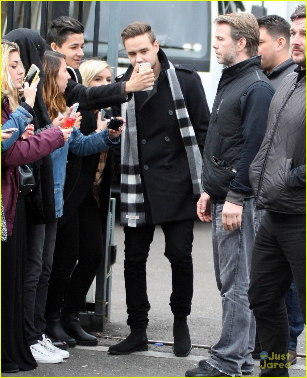 One Direction Hit The Studio As 'Ready To Run' Track Hits Web - Listen ...