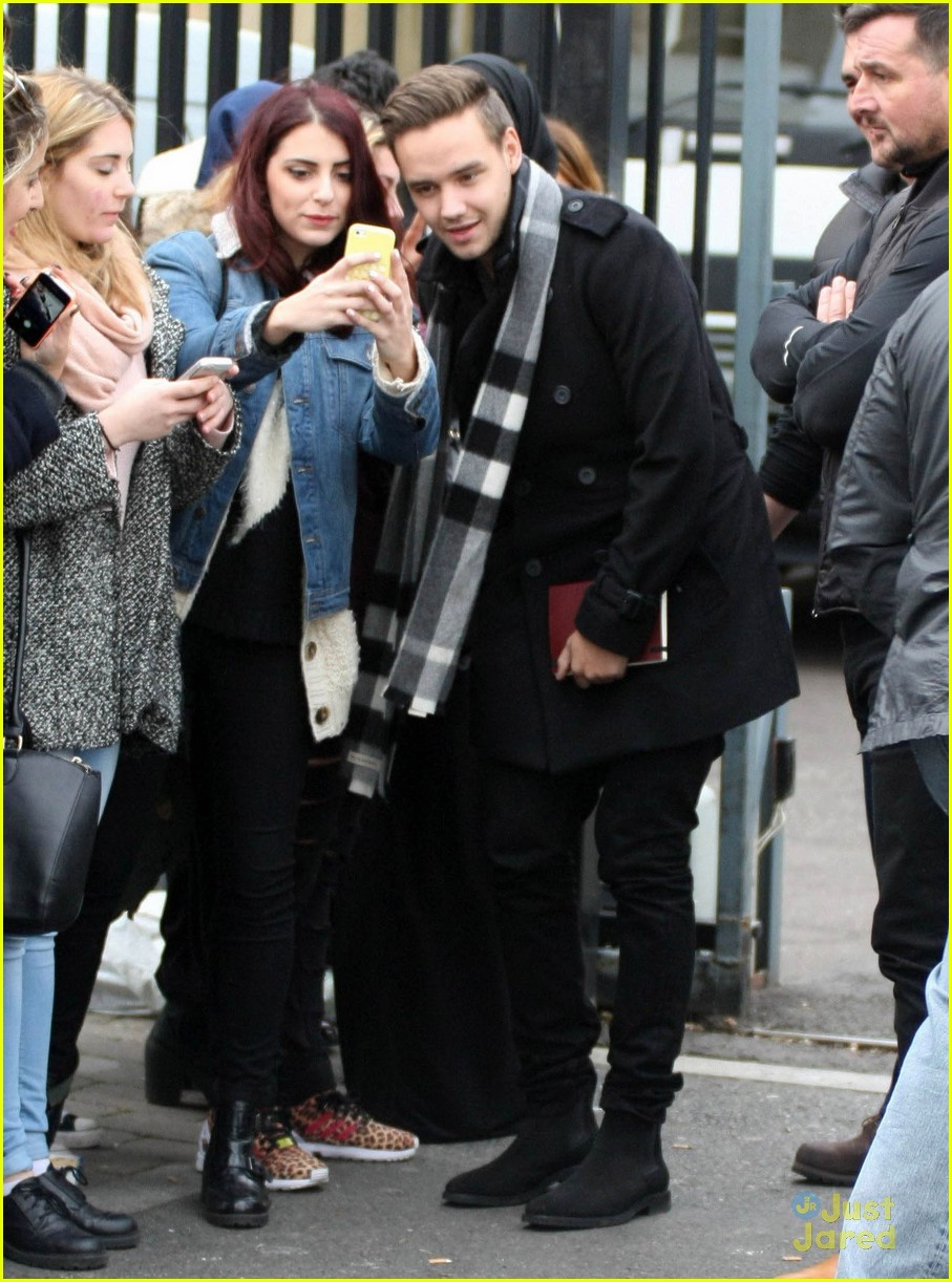 One Direction Hit The Studio As 'Ready To Run' Track Hits Web - Listen ...