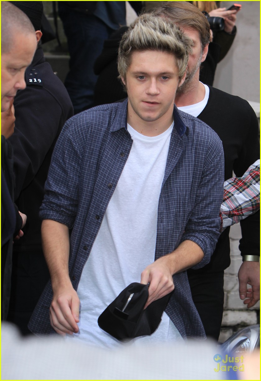 One Direction and Ed Sheeran Team Up For 'Band Aid 30' Recording ...