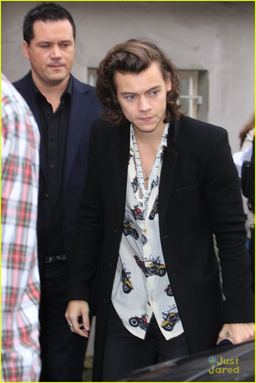 One Direction and Ed Sheeran Team Up For 'Band Aid 30' Recording ...