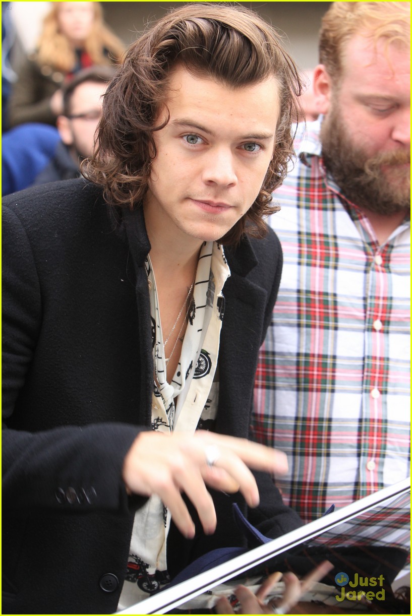 One Direction and Ed Sheeran Team Up For 'Band Aid 30' Recording ...