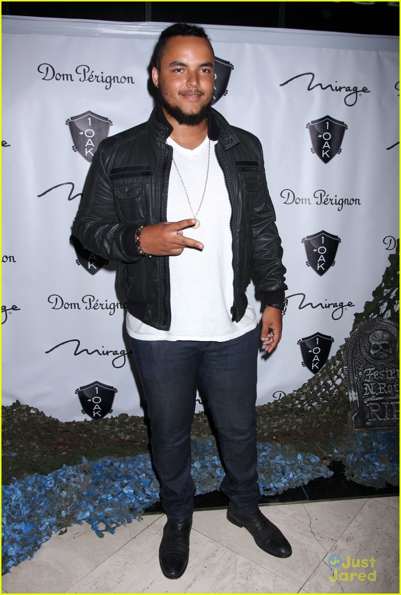 Connor Cruise Gets Ready to DJ in Las Vegas | Photo 737697 - Photo ...