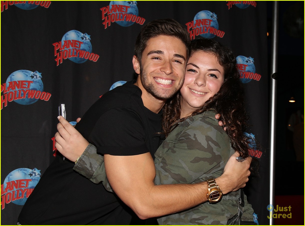 Jake Miller Took Over Planet Hollywood Again & It Was Just As Crazy ...