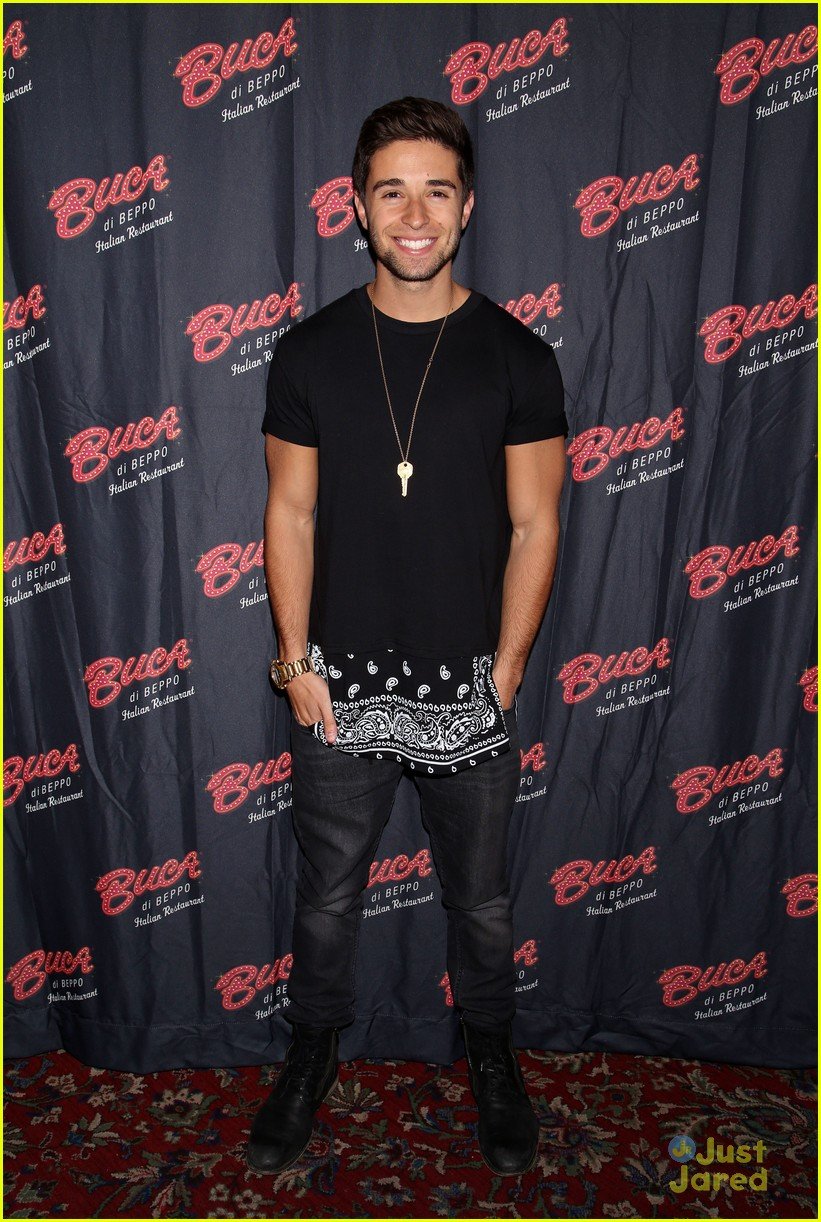 Jake Miller Took Over Planet Hollywood Again & It Was Just As Crazy ...