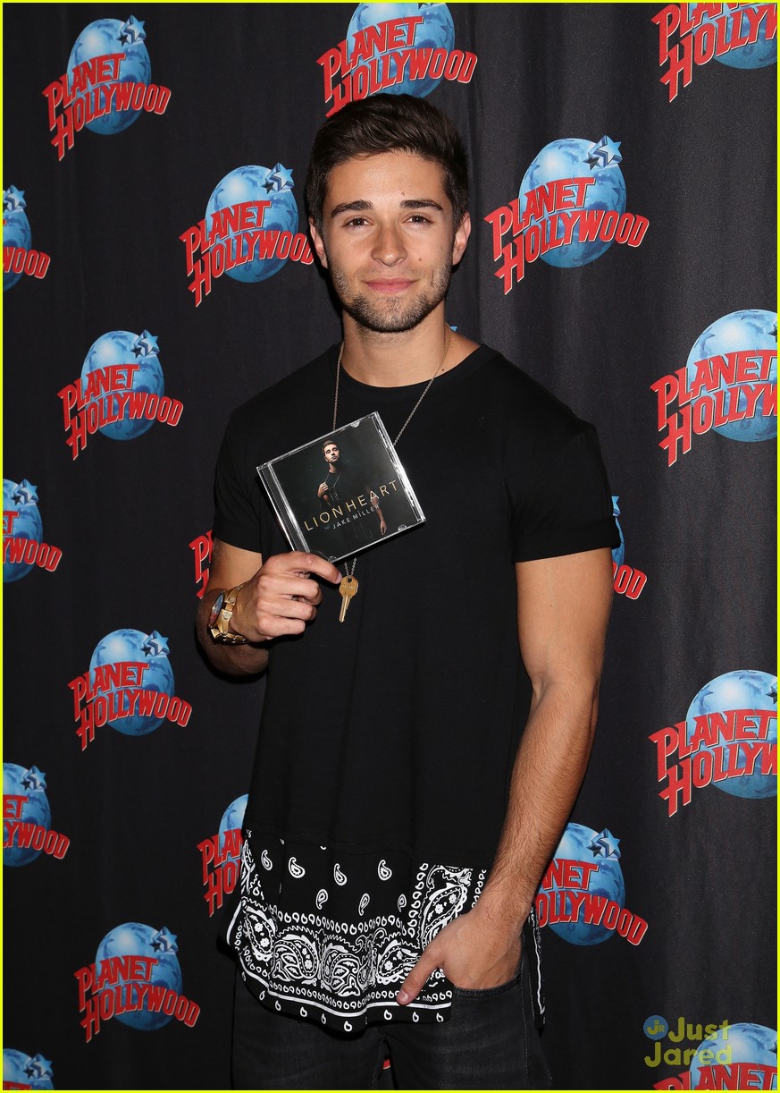 Jake Miller Took Over Planet Hollywood Again & It Was Just As Crazy ...