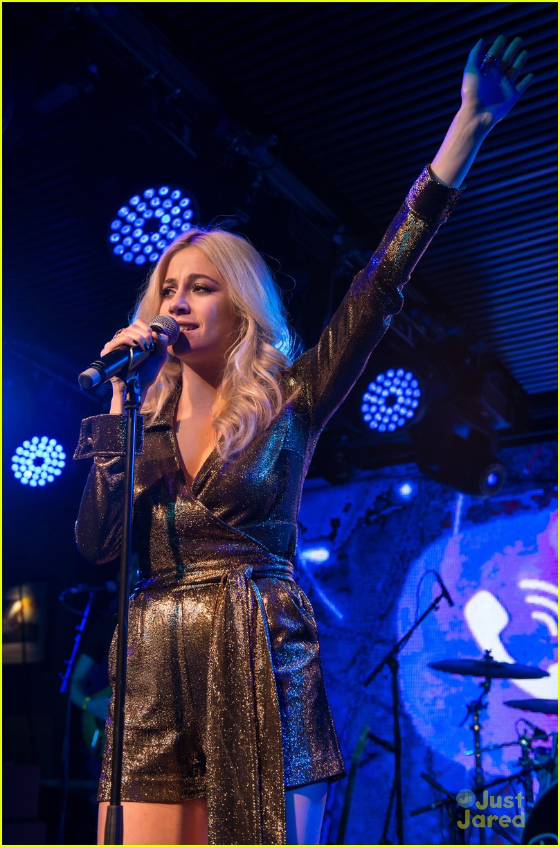 Pixie Lott Gains Some Older Fans From 'Strictly Come Dancing' Gig ...