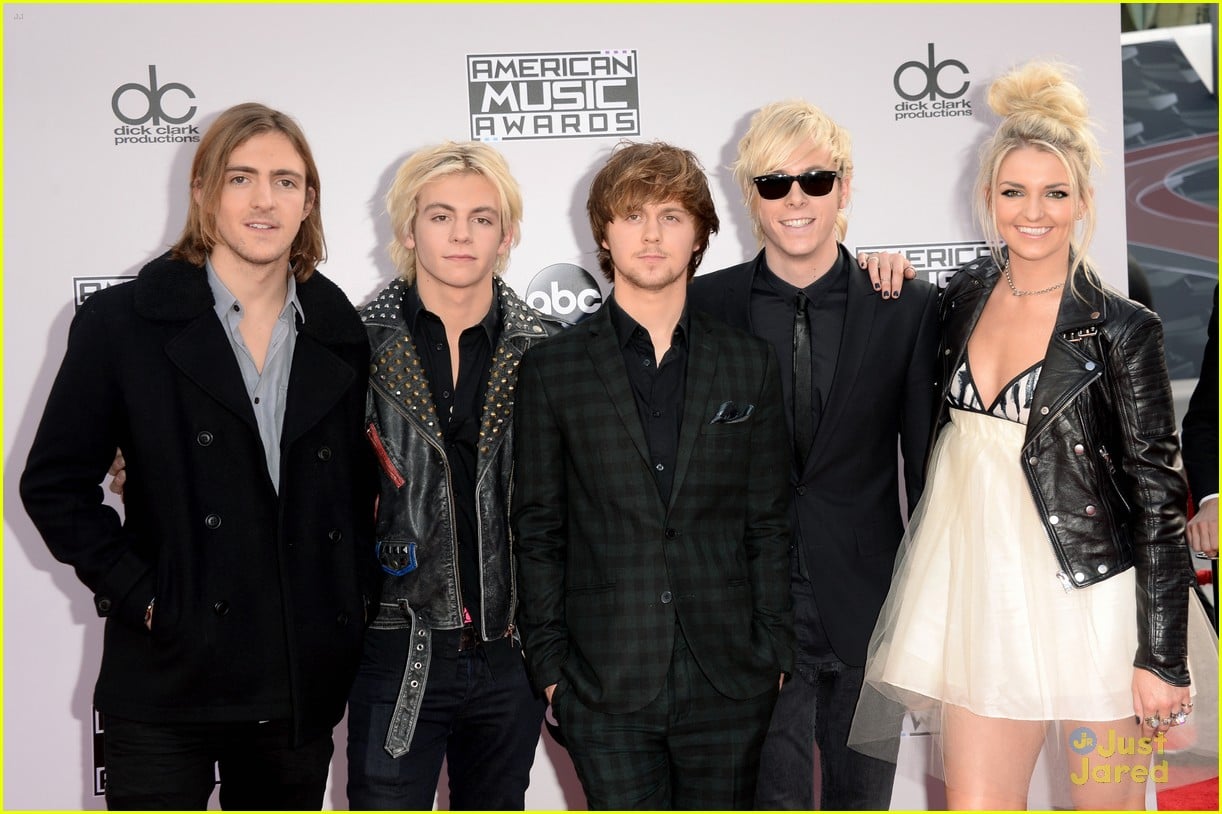 R5 Keeps Us Smiling At The American Music Awards 2014 | Photo 746477 ...