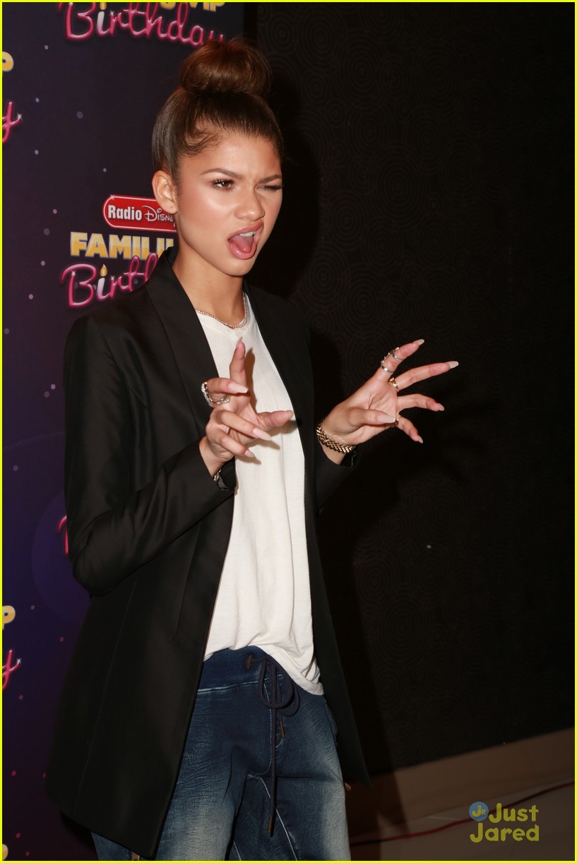Zendaya & Alli Simpson Celebrate Radio Disney's Birthday With McClain ...