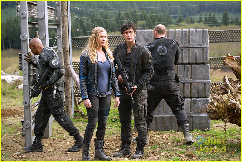 'The 100' Mid-Season Finale Is Tonight on The CW! | Photo 755751 ...