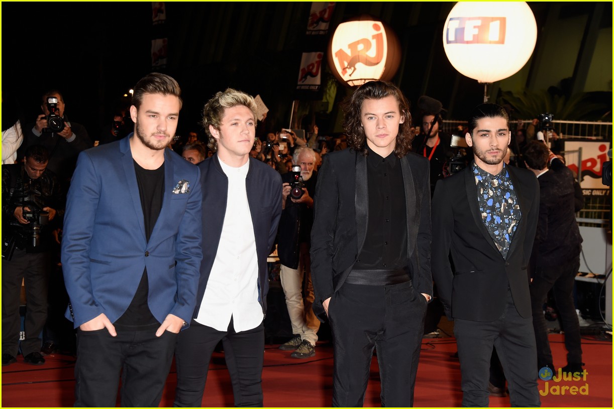 Why Did One Direction Appear at NRJ Awards 2014 Without Louis Tomlinson ...