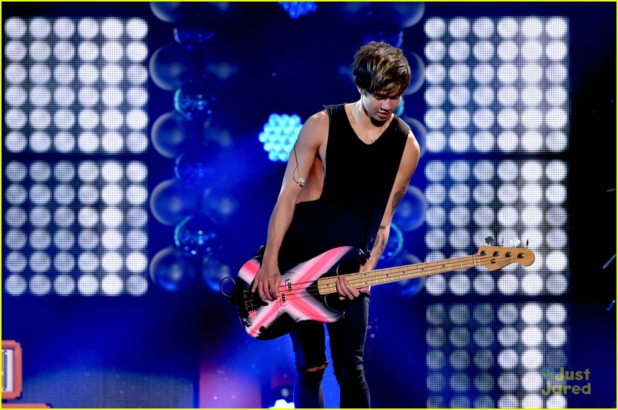 5 Seconds Of Summer Play KIIS FM's Jingle Ball After 'What I Like About ...
